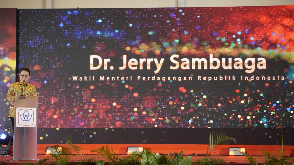 Wamendag Jerry Sambuaga Resmikan Factory Outlets Cikarang Trade Center ...